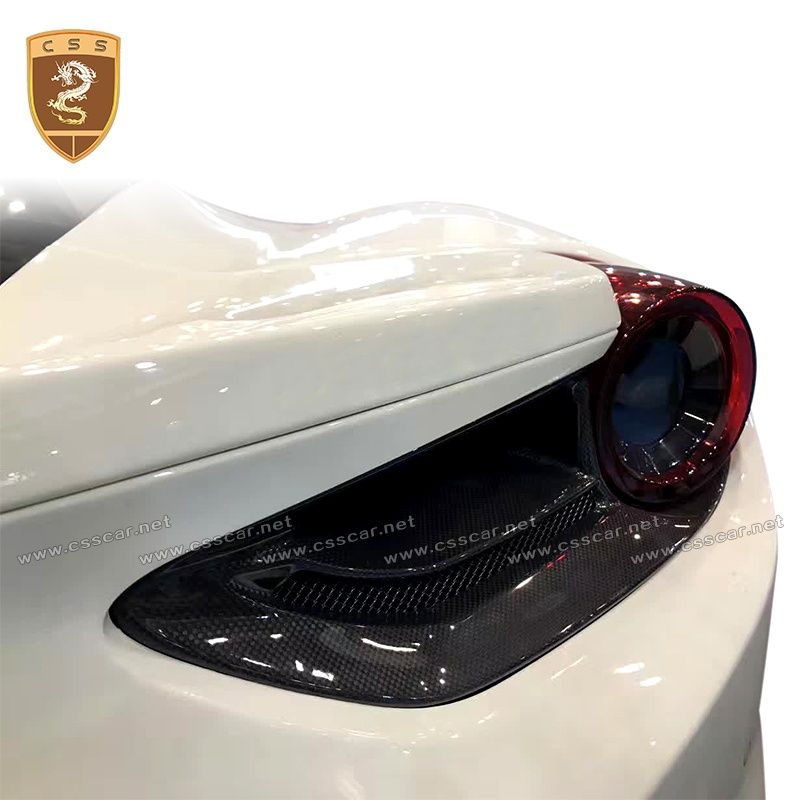 Ferrari 488 carbon fiber capristo style rear lights cover