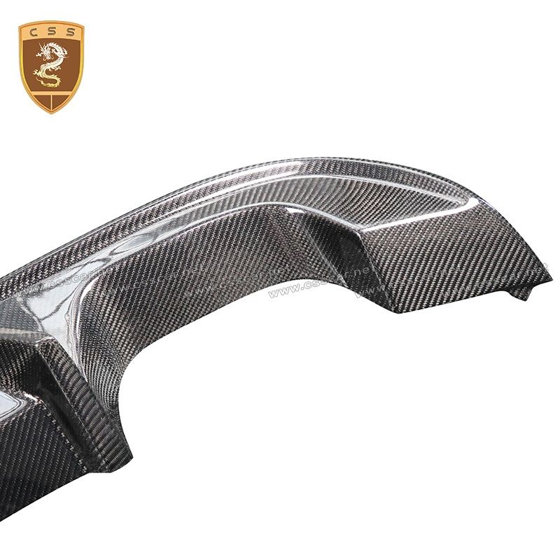 Volkswagen Golf 7R carbon fiber rear lip