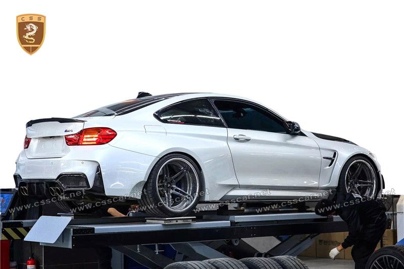 BMW M4 F82 VORSTEINER wide FRP+CF body kits