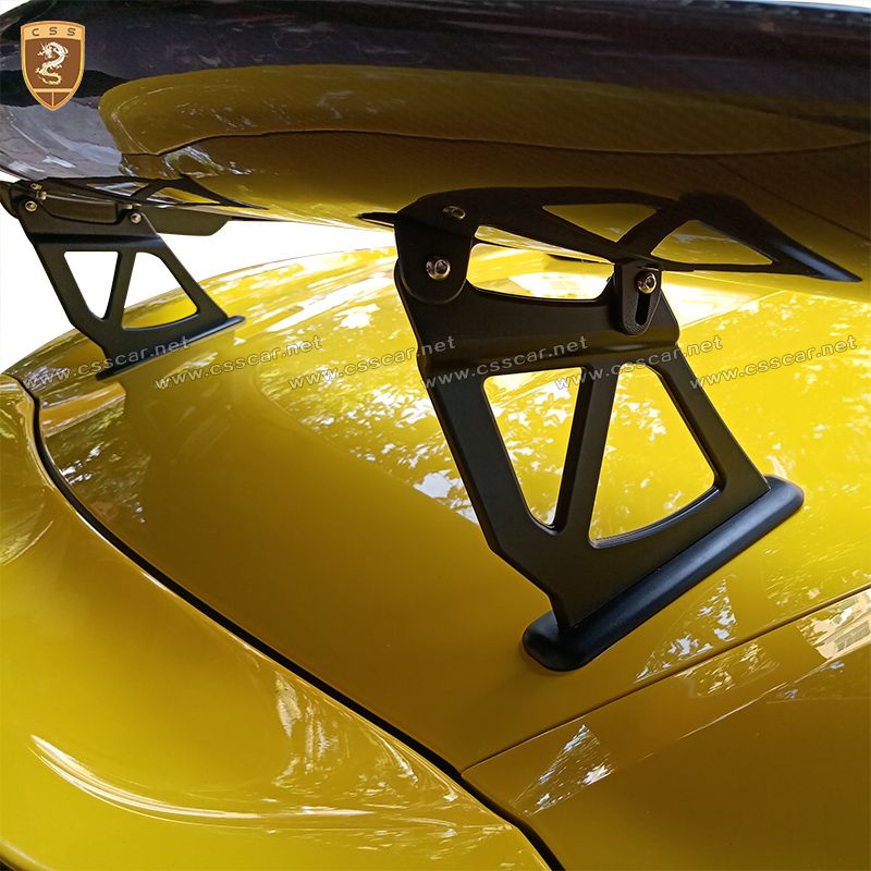 PORSCHE 718 boxter GT4 carbon fiber spoiler