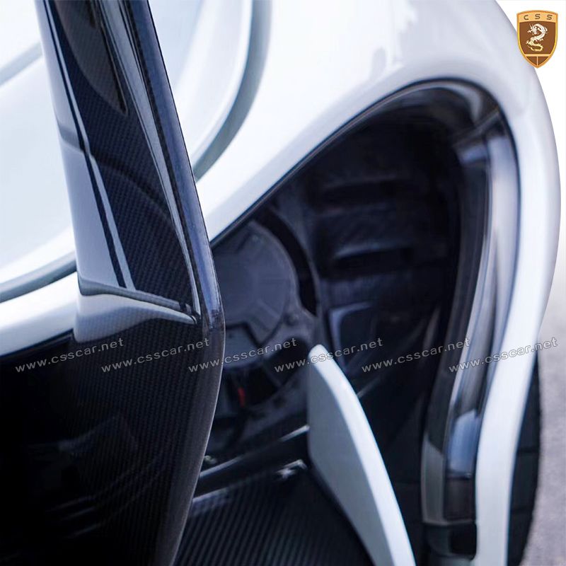 McLaren P1 GTR body kits